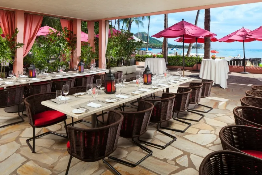 15 Best Honolulu Restaurants in 2025 | Island Life Hawaii